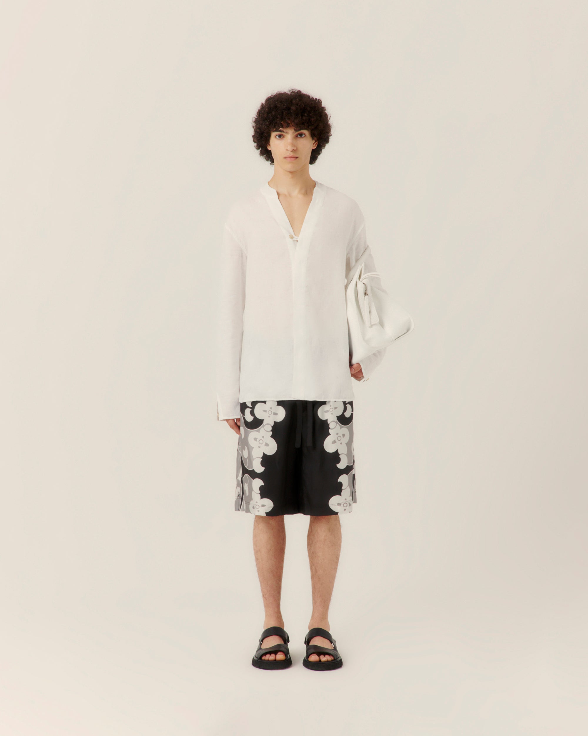 Belgian Linen Long Sleeve V-Neck shirt in White.